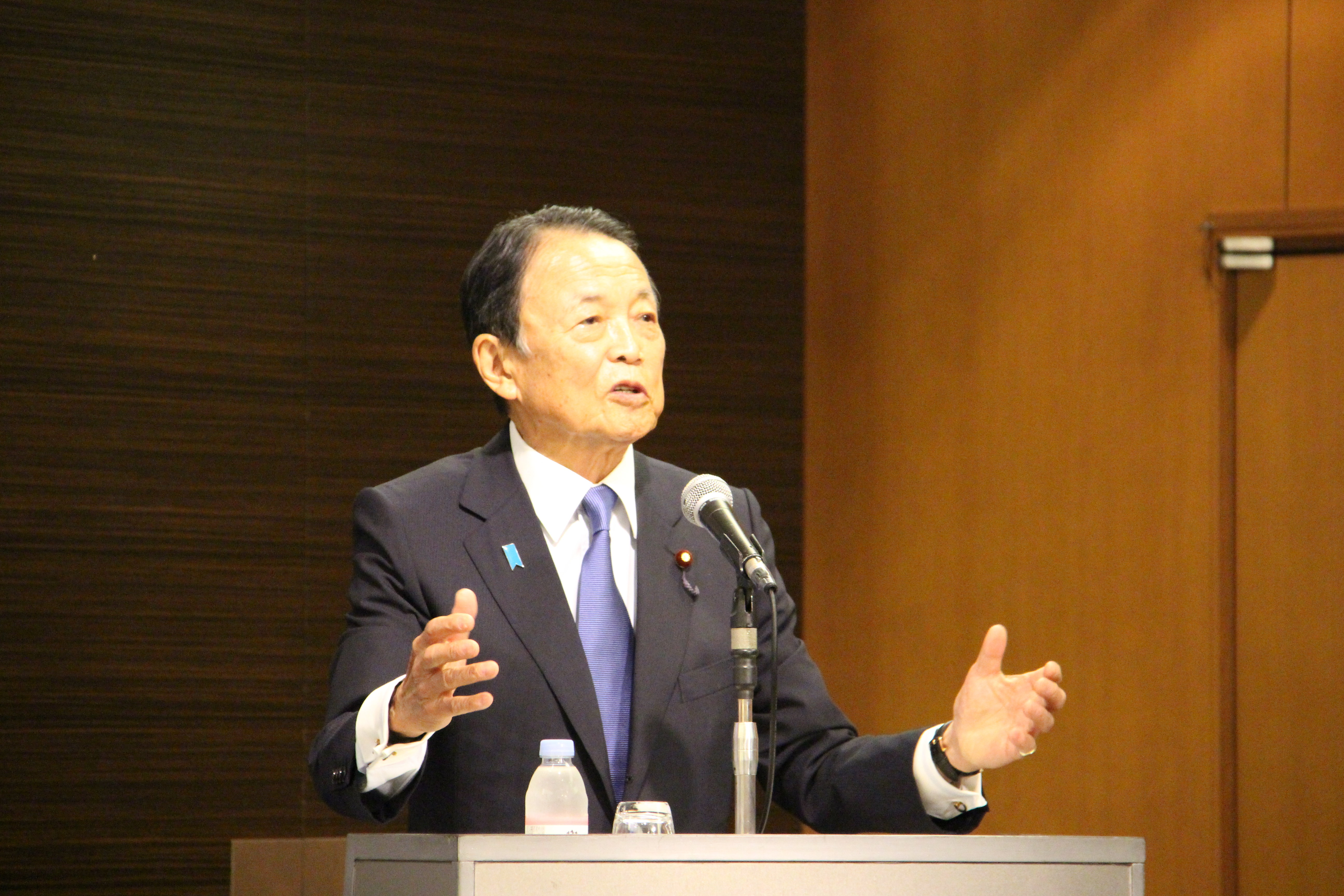 NPI Special Seminar: "How to Deal with Major Powers under Uncertainty ...